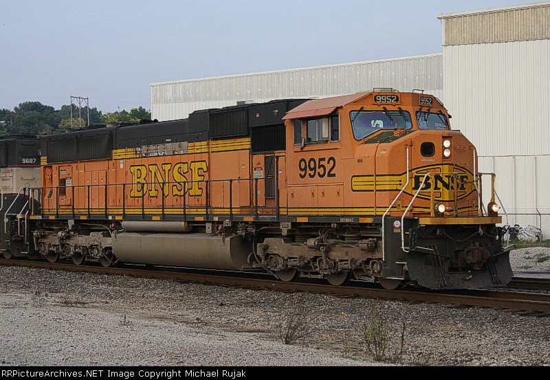 BNSF 9952